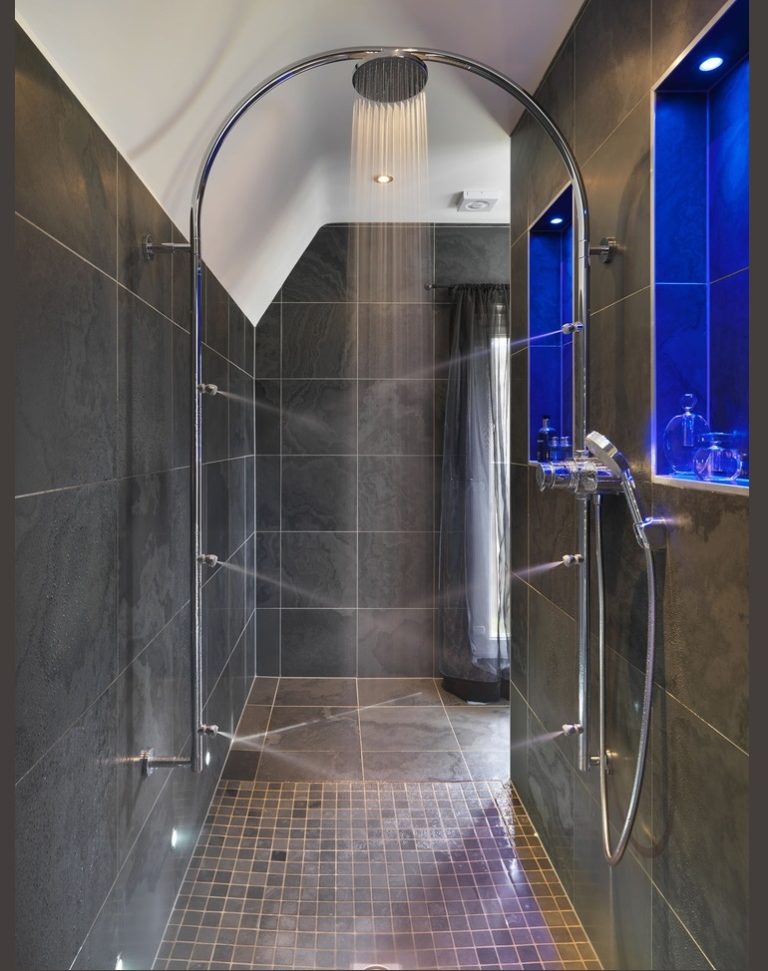 The Most Stunning And Luxurious Showers For Bathrooms