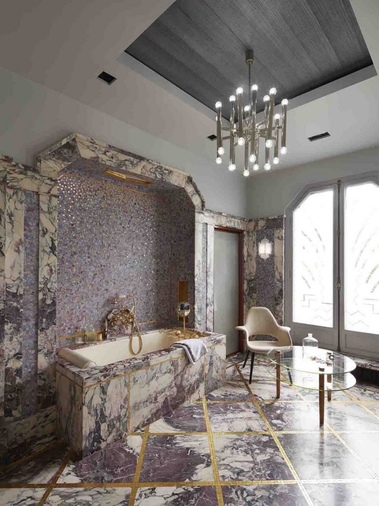 10 Luxurious Bathtubs that Will Naturally Enhance Your Bathroom Decor