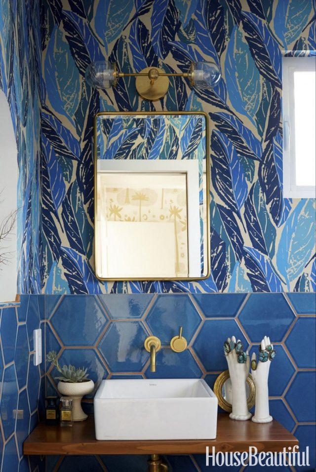 Color Trends: Navy Blue Emerges as Favorite to Use in Bathroom Designs