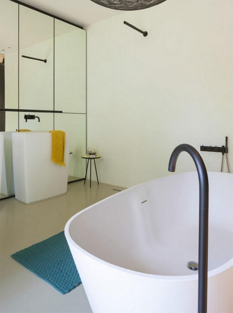 Antonio Lupi's Bathroom Vanities Shine In This Residential Project